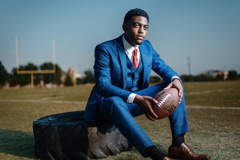 20 Essential Items For Your Dallas Senior Portraits