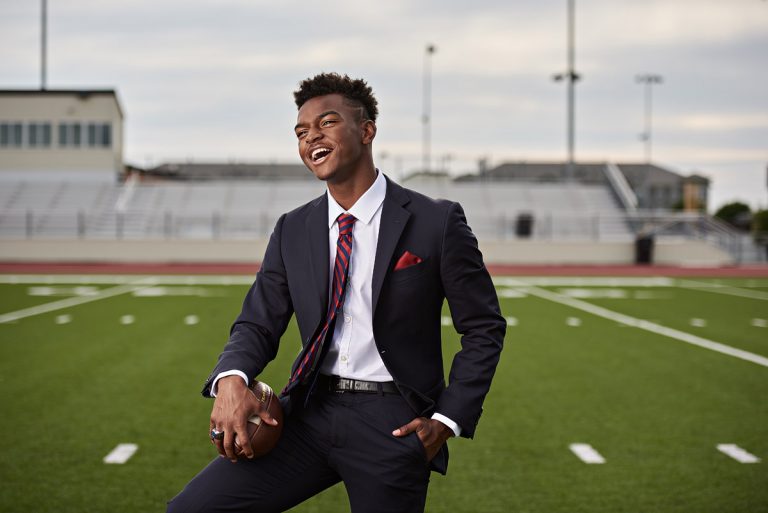 20 Essential Items For Your Dallas Senior Portraits